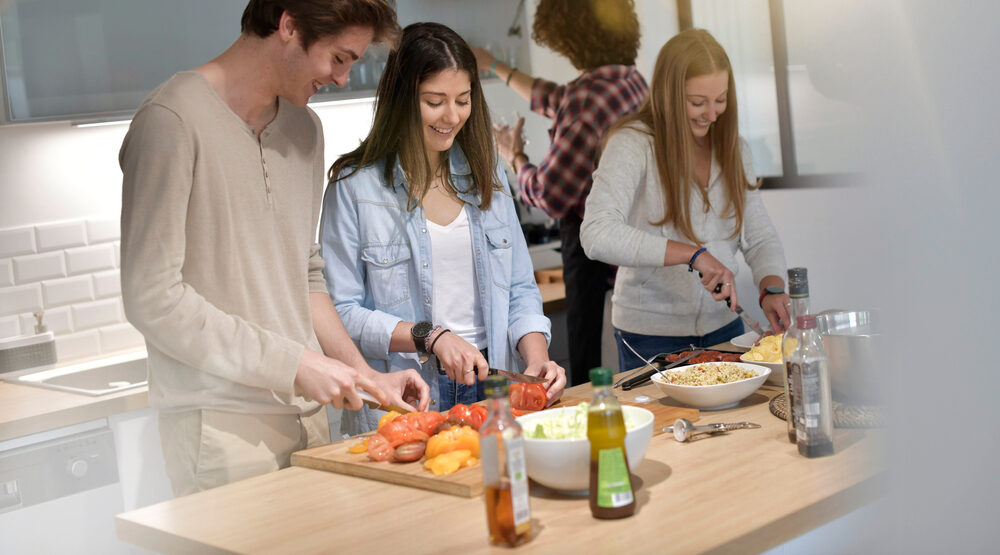 Easy & Tasty Meals Every Student Can Make | Lettuce Lettings